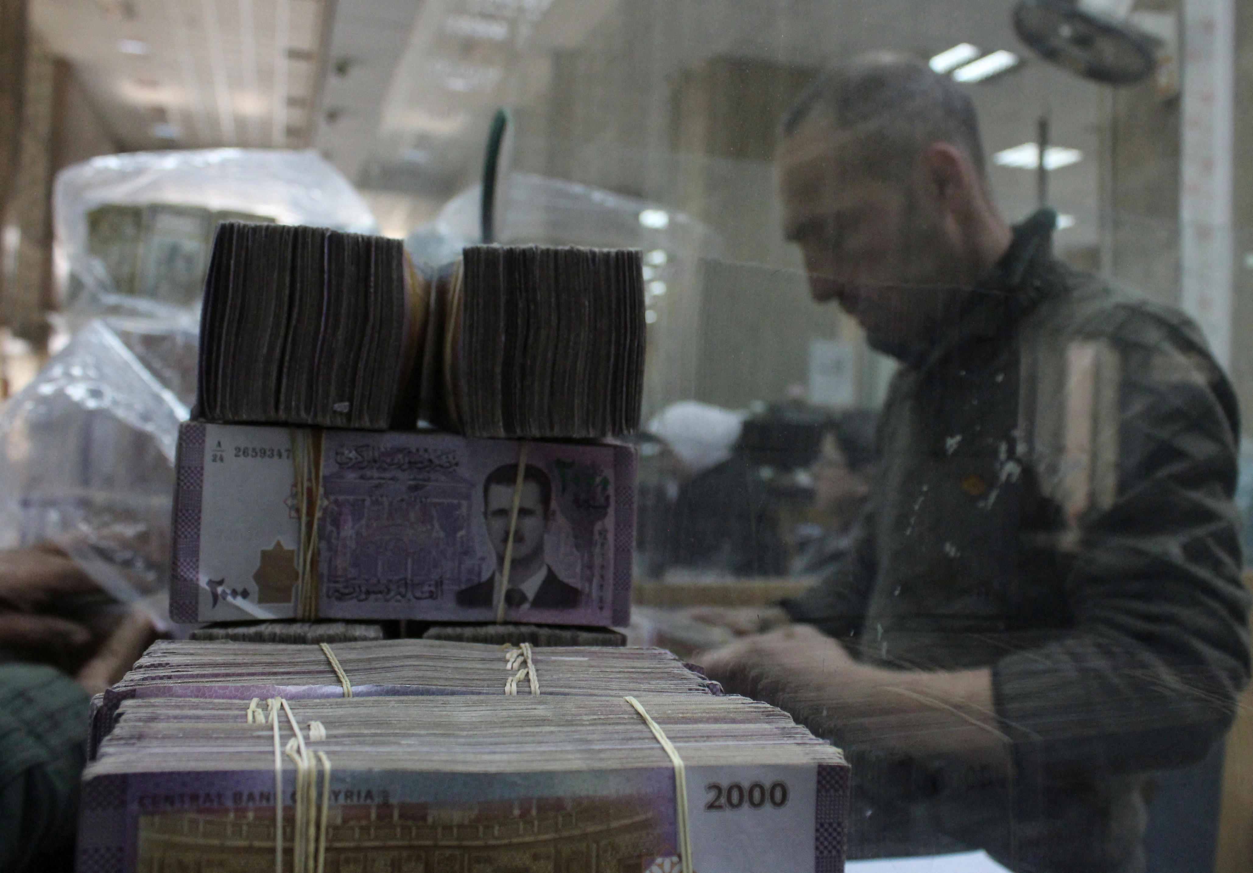Syria to start currency swap on January 1, central bank governor says