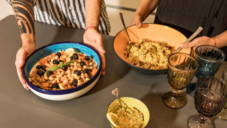 My friend's vegan girlfriend nearly cried at our dinner party after ...