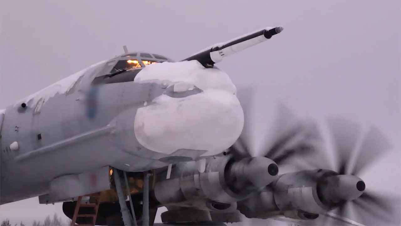 Video: Tu-95MS bomber flight coincides with interception of Russian ...