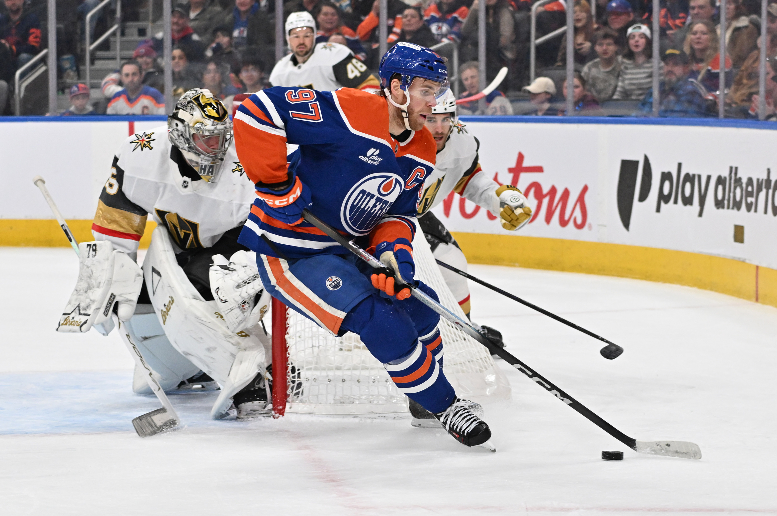 Connor McDavid or Nathan MacKinnon for the Hart Trophy? Fans weigh in