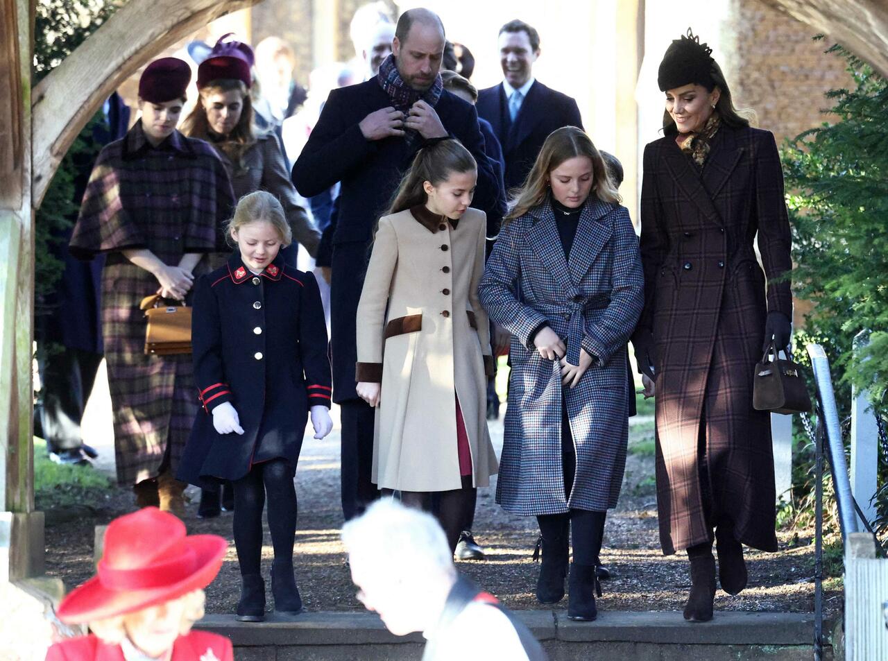 Kate Middleton e la Royal Family alla messa di Natale di Sandringham: i ...