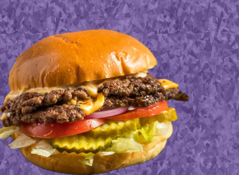 5 fast-food chains fans say have the best smash burgers