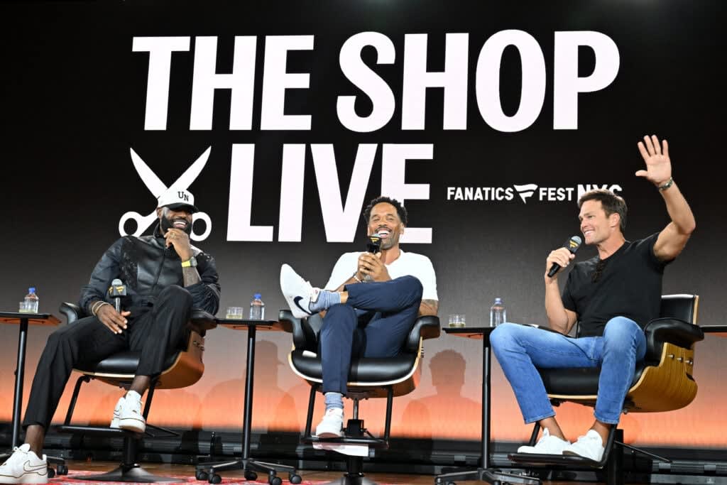 Why Tom Brady hates 'hypothetical' LeBron James vs. Michael Jordan GOAT ...