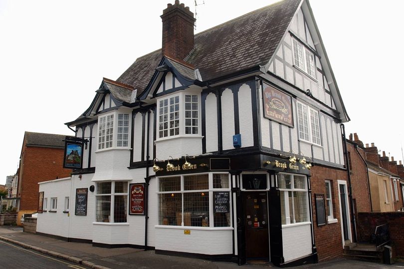 Iconic Exeter pubs and bars that defined the city 20 years ago