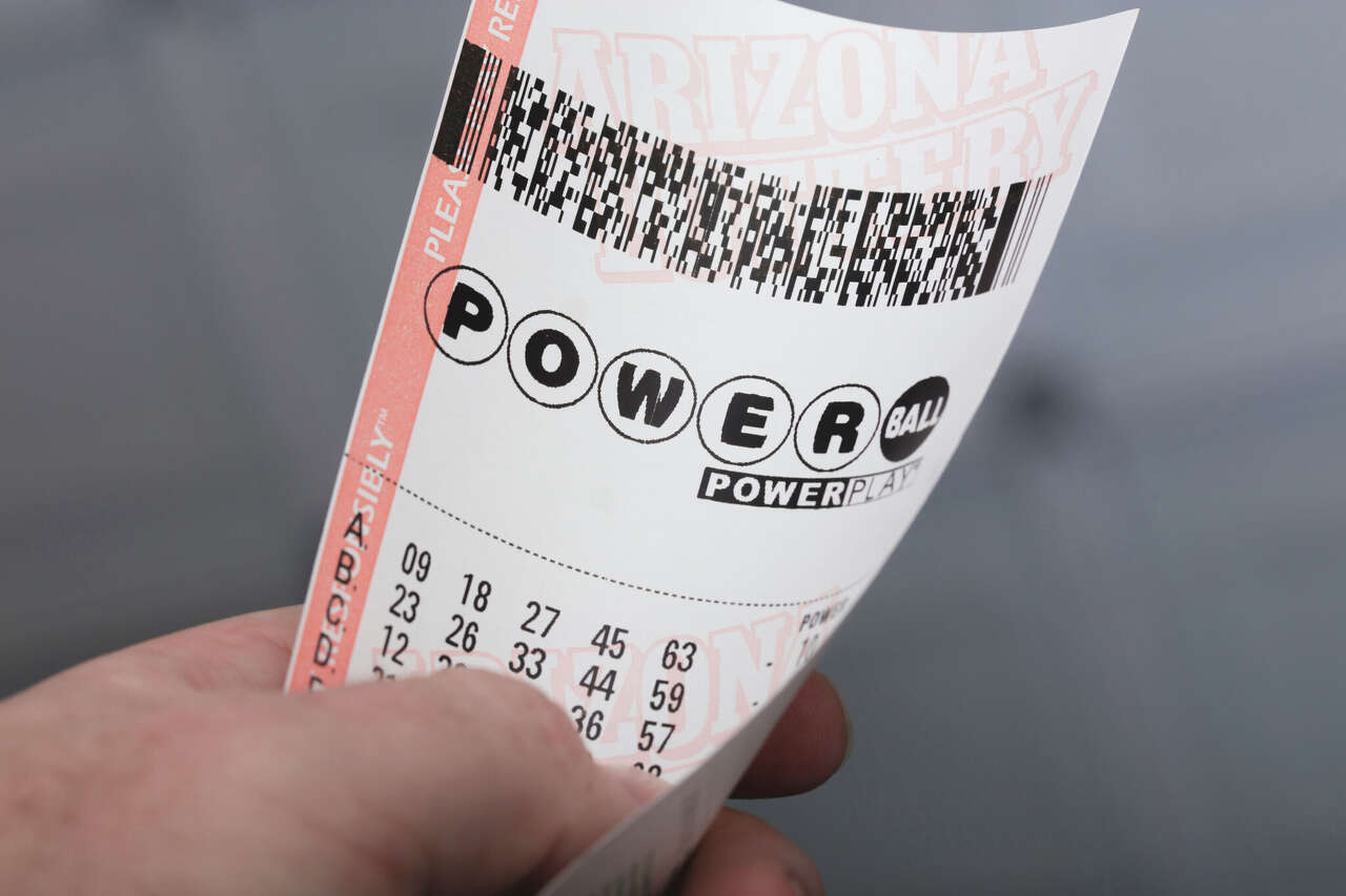 Powerball player wins $1.817 billion jackpot after Christmas Eve drawing