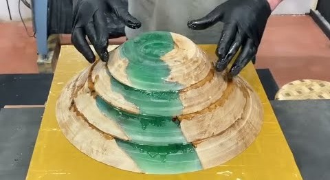 That moment the Apple River Mountain took shape