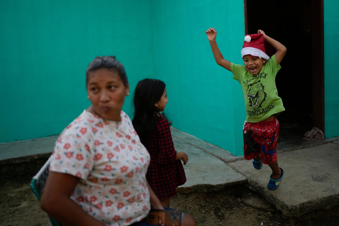 A Venezuelan family's Christmas: From the American dream to poverty