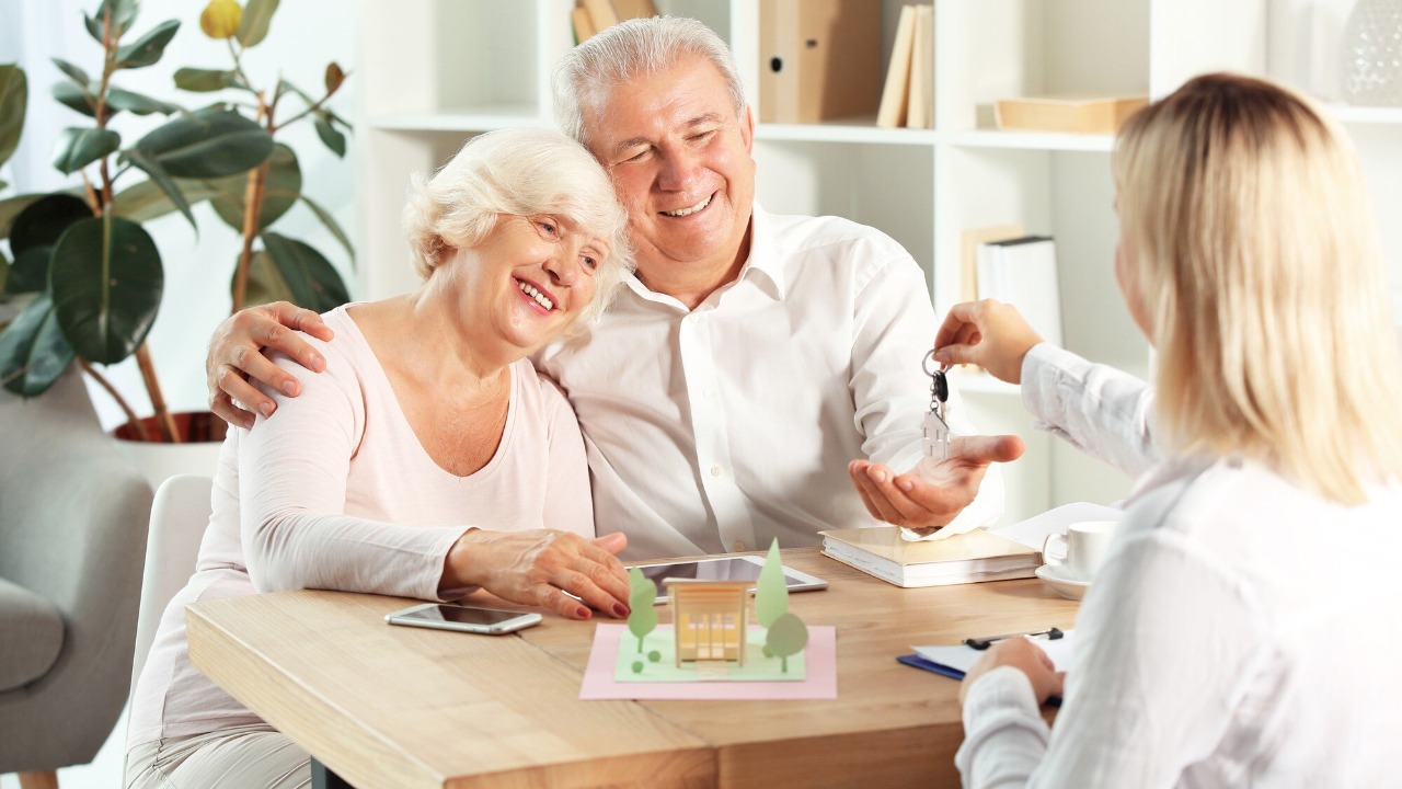 5 warning signs to spot in a "cheap" retirement home