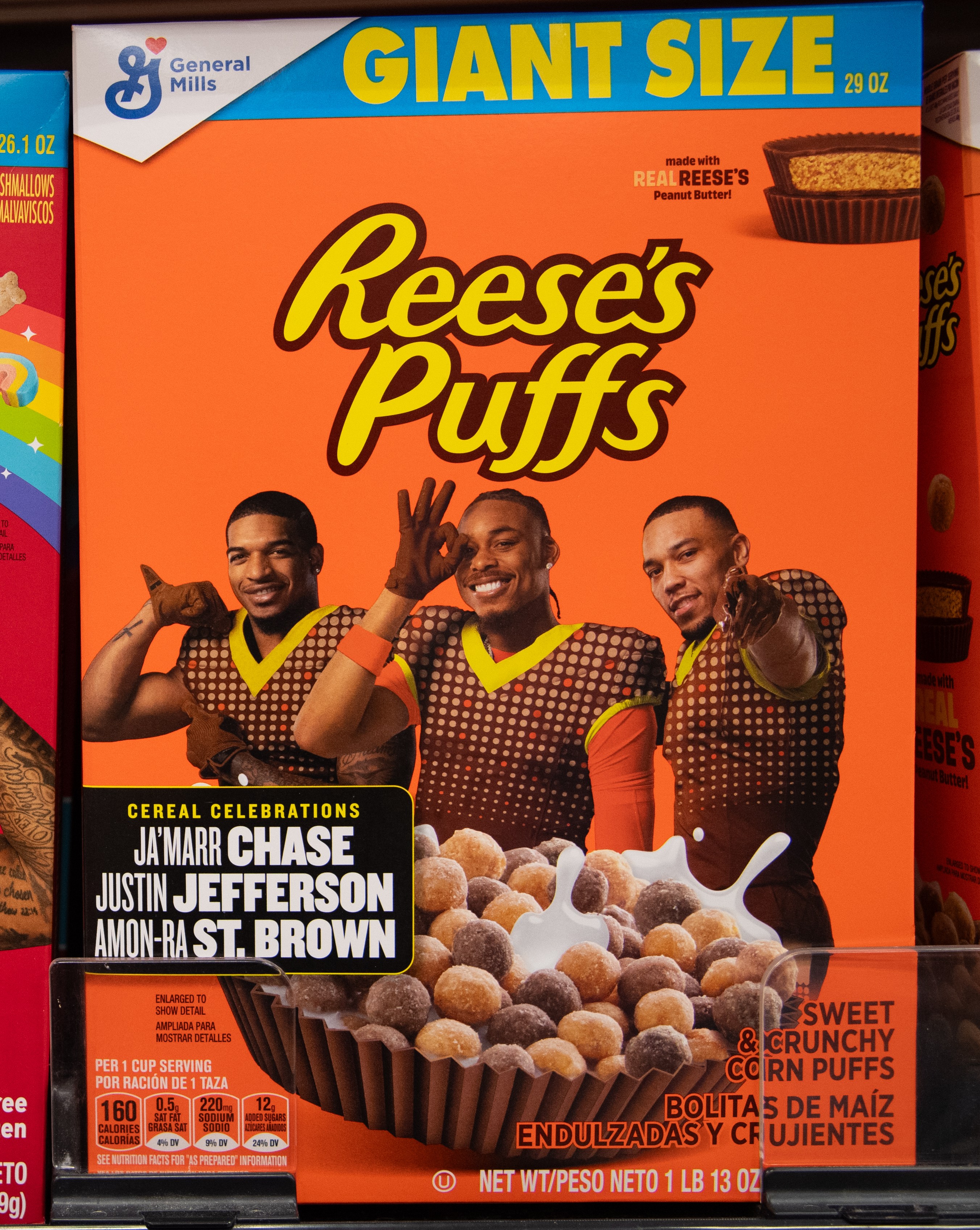 NFL Week 17 staff picks: Moneyline, spread, over/under predictions