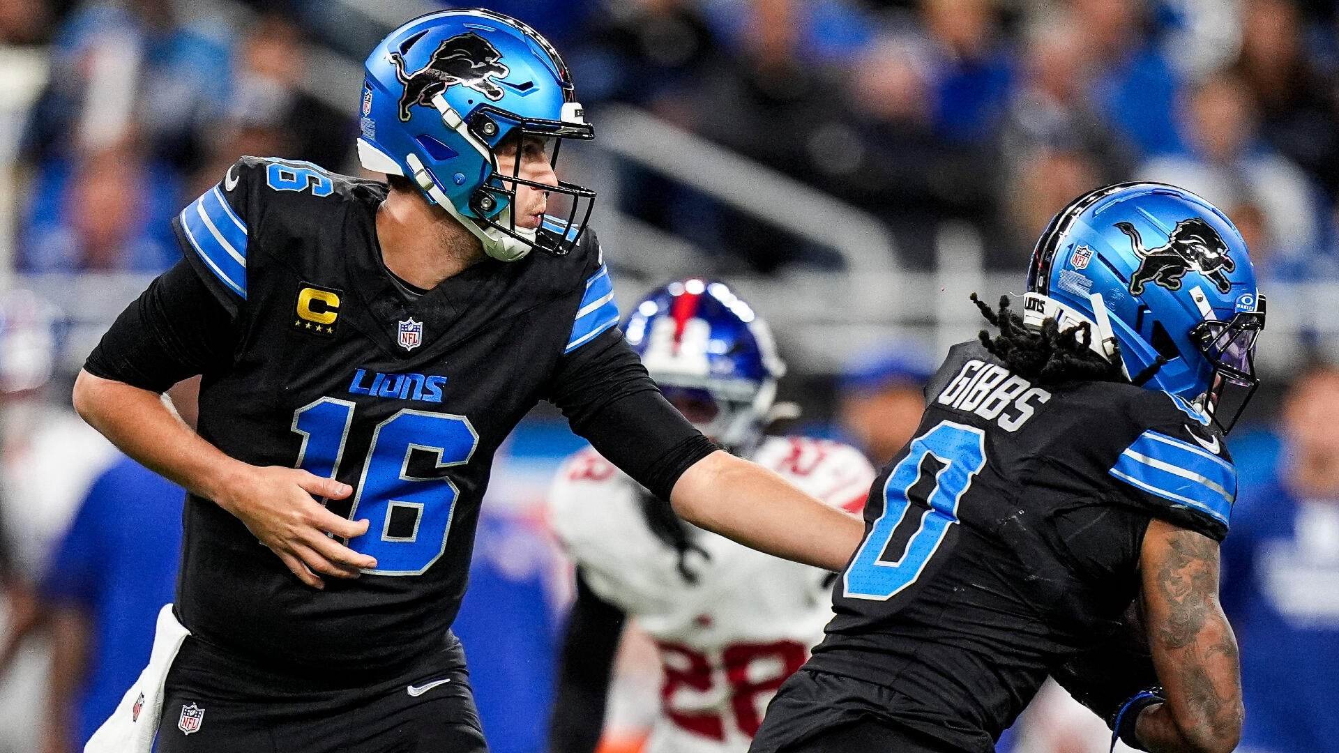 Lions vs. Vikings prediction, odds, start time: 2025 Christmas Day NFL ...