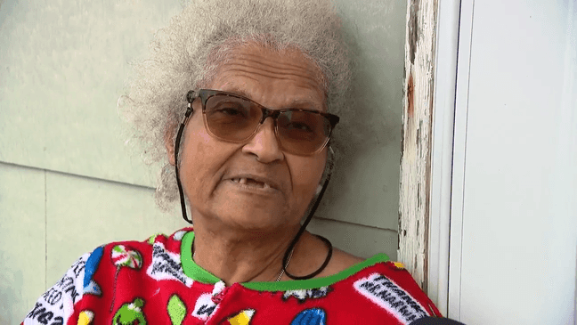 'I am thanking the Lord' Metro's vulnerable elderly receive Christmas ...