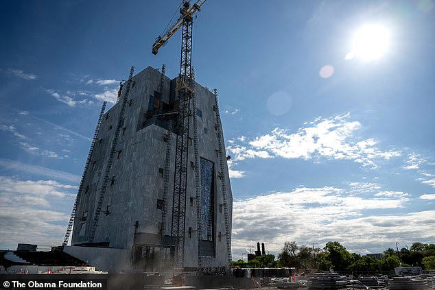 Obama Foundation chief breaks silence on 'eyesore' design of Obama ...