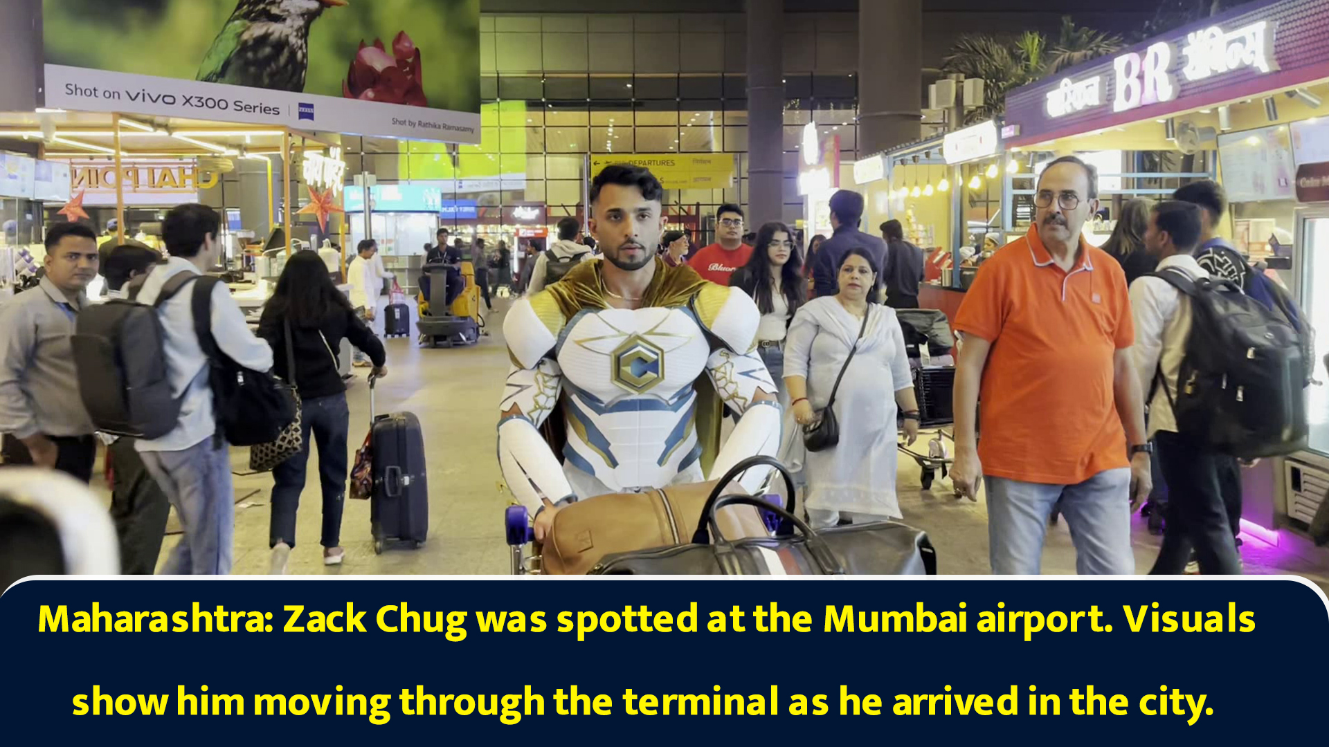Zack Chug arrives at Mumbai airport