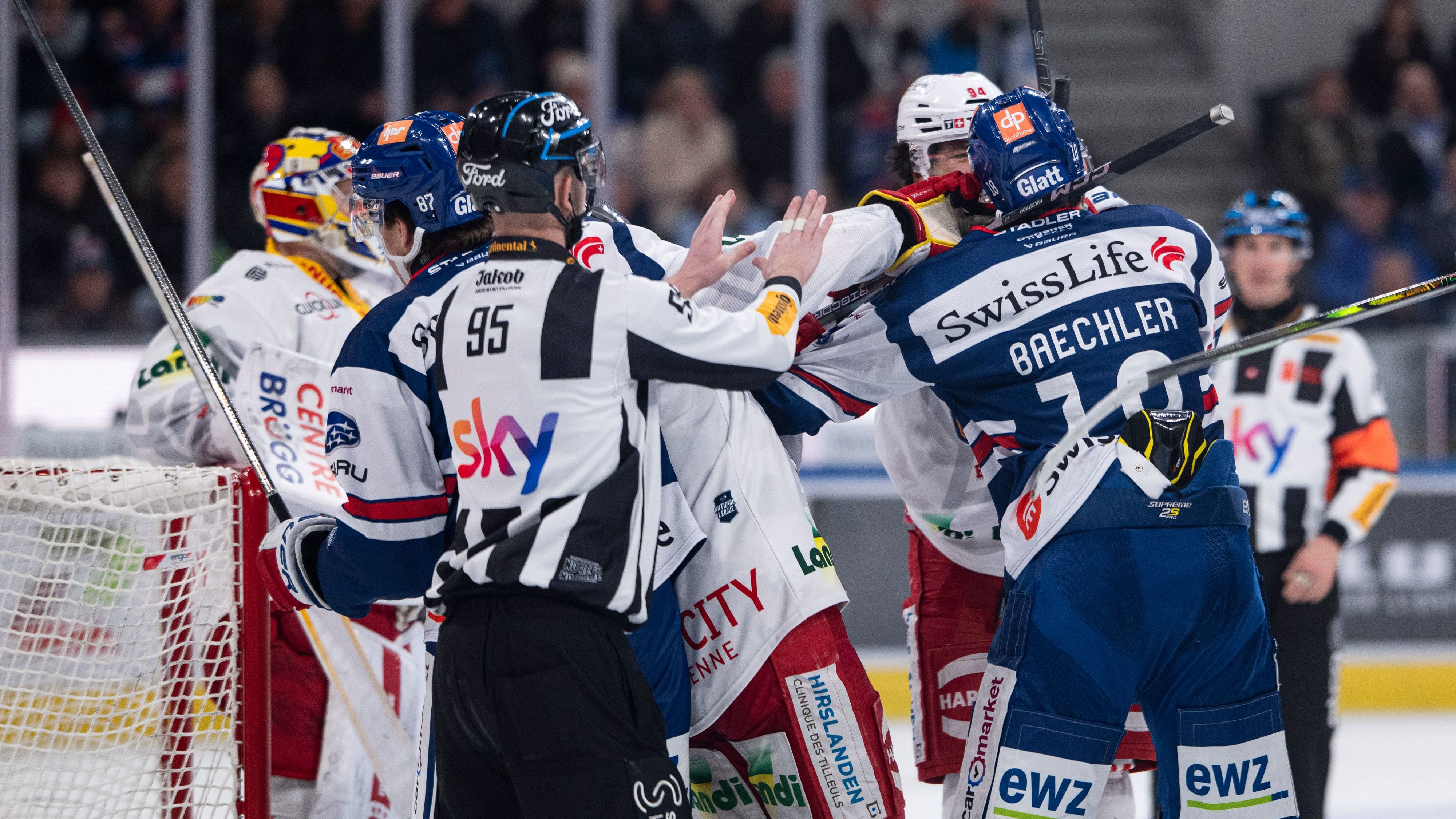 Der EHC Biel lässt die hart geführte Partie gegen die ZSC Lions auf ...