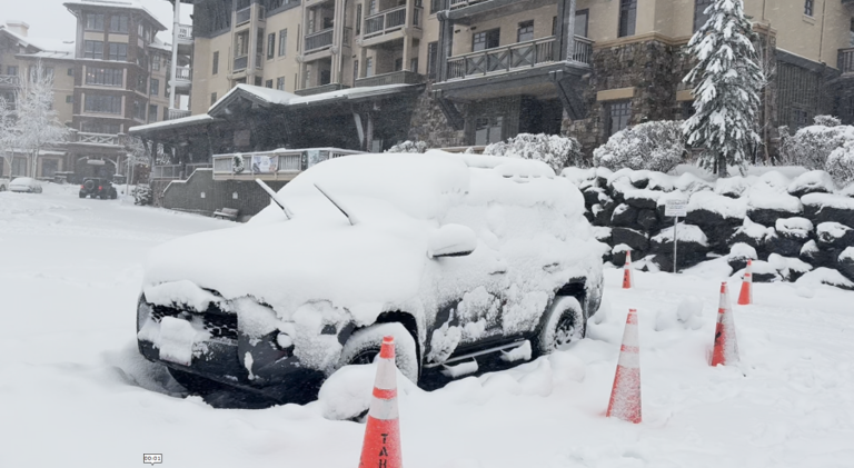 'Christmas miracle': Ski resort sees over 2 feet of snow in less than ...