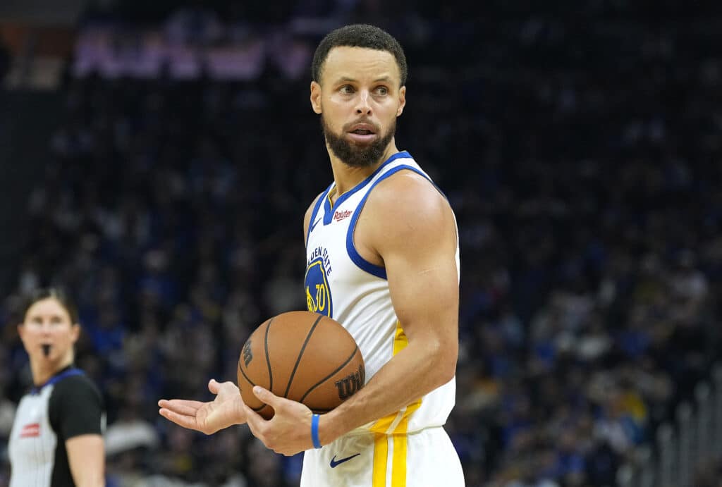 NBA: Stephen Curry, Jimmy Butler lead the way as Warriors beat Mavericks