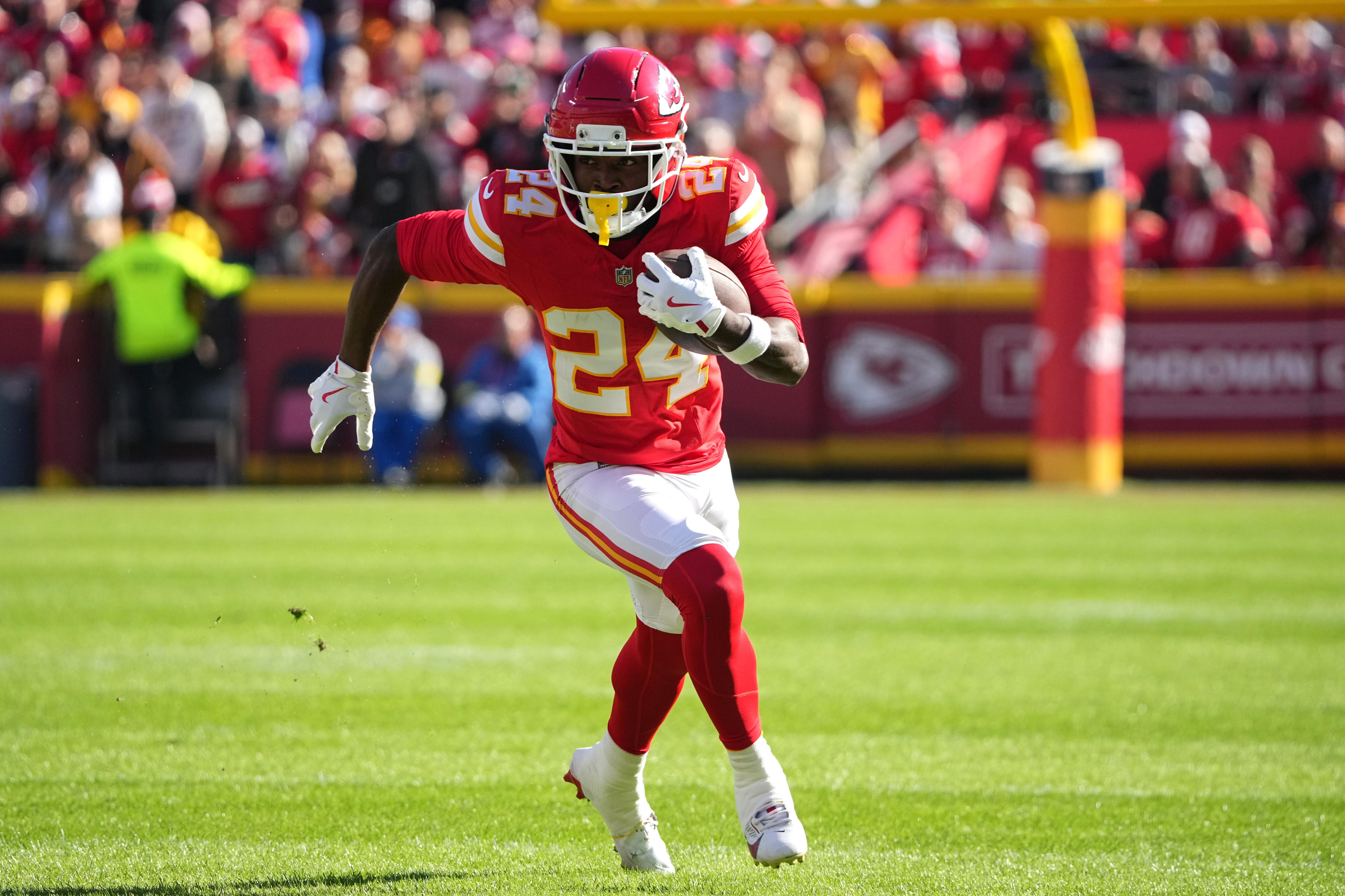 Chiefs vs. Broncos: KC leads after Nick Bolton INT, Brashard Smith TD