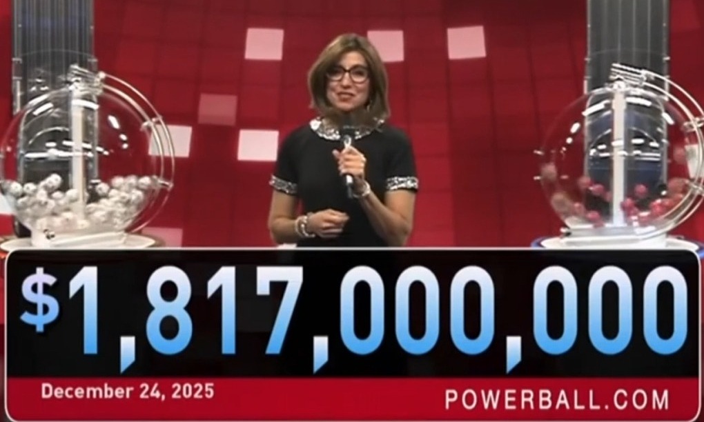 US lottery player wins $1.8B Powerball on Christmas Eve