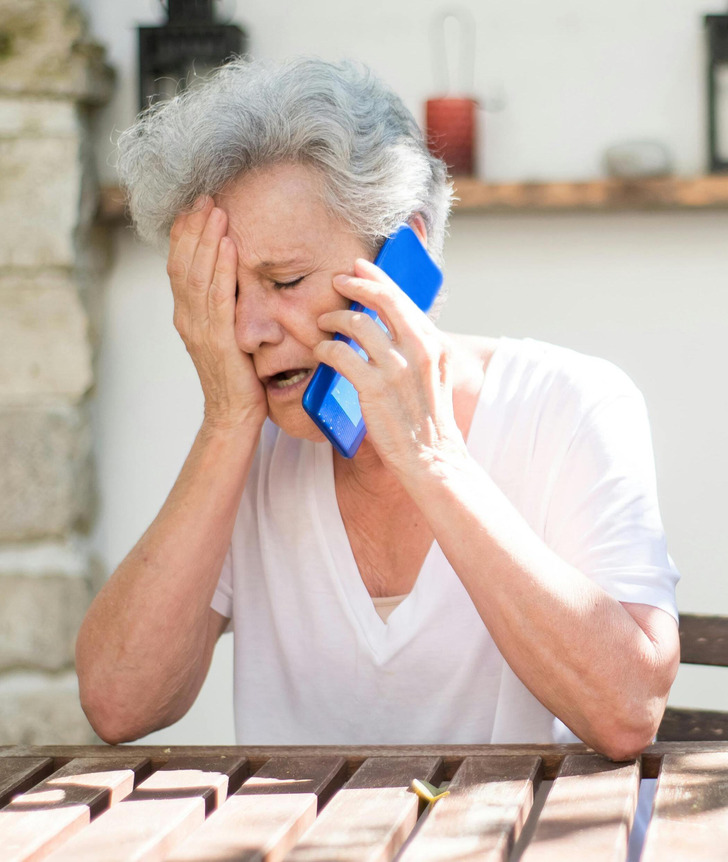 15 moments that show quiet kindness keeps the world from falling apart