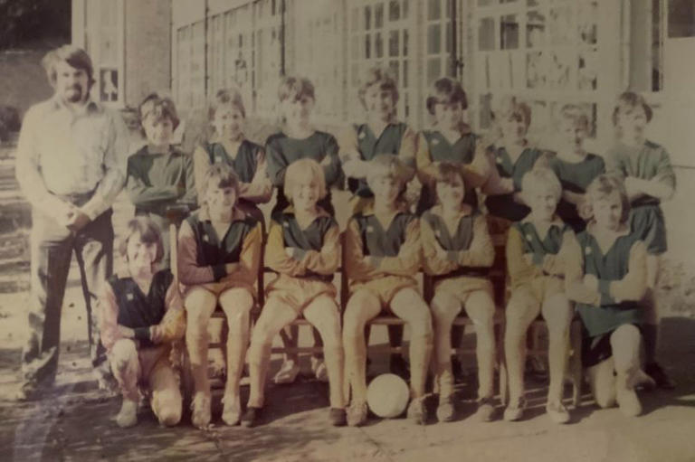 The near invincibles - How a Nottingham school football team (almost ...