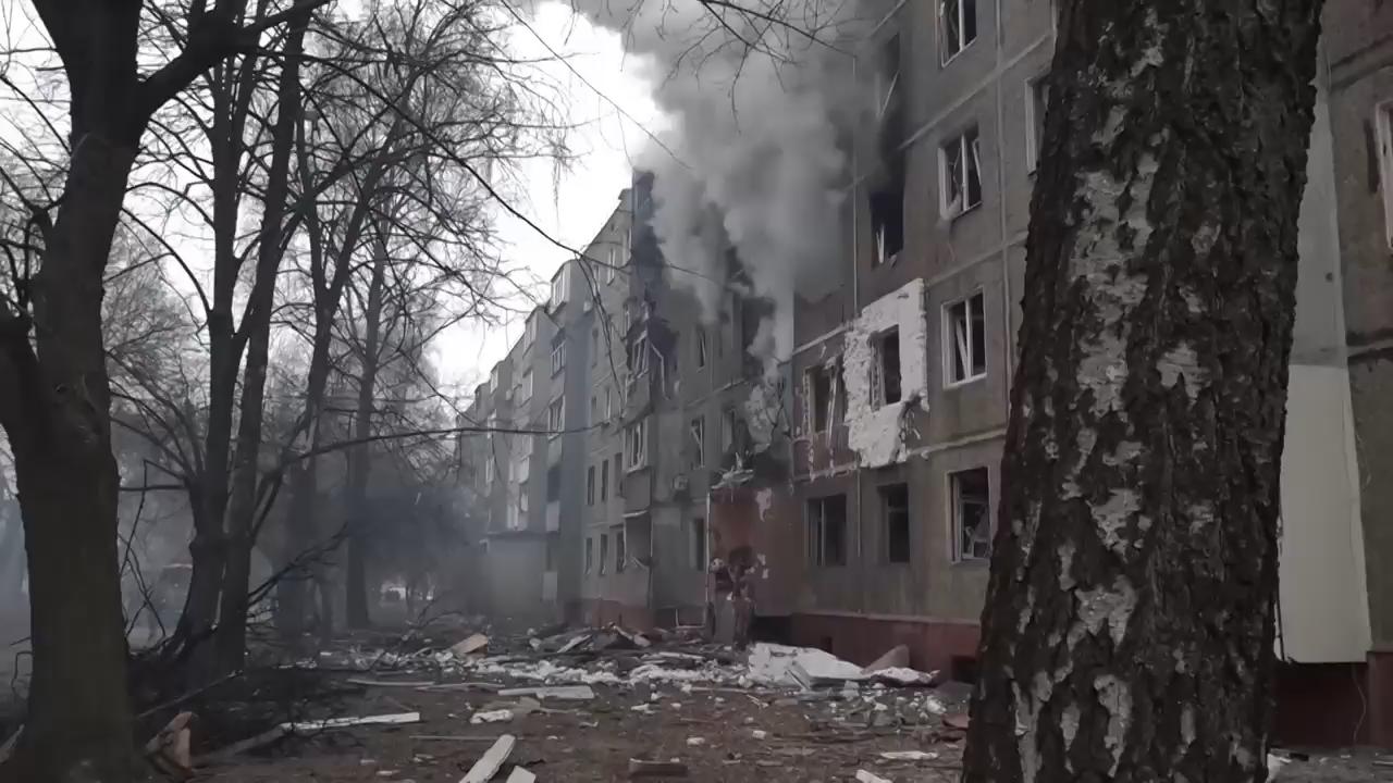 Russian drone attack and artillery shelling claim lives in Ukraine cities