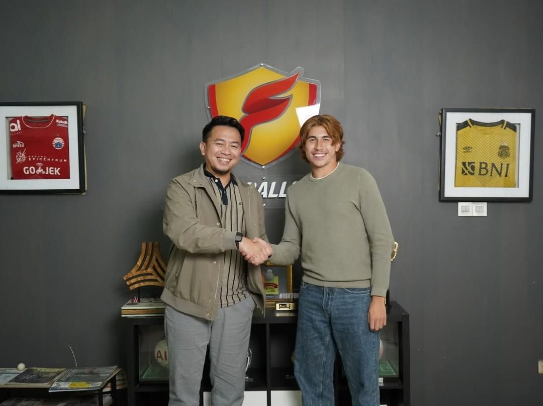 Resmi - Persija kontrak pemain Indonesia berdarah Australia, kapan bisa ...