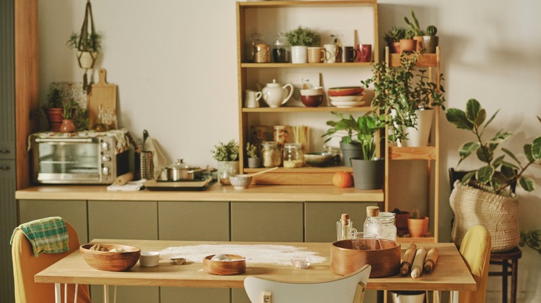 Why you might want to rethink using shelf risers on your countertops