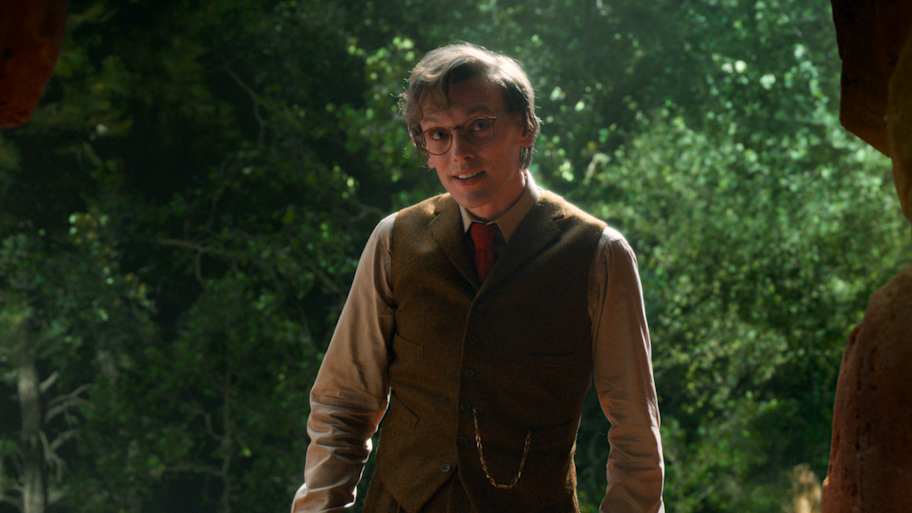 The First Shadow reveals the identity of the man Henry kills in the ...