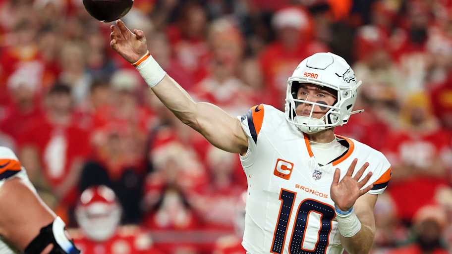 Broncos inch closer to clinching top AFC seed after massive Week 17 victory