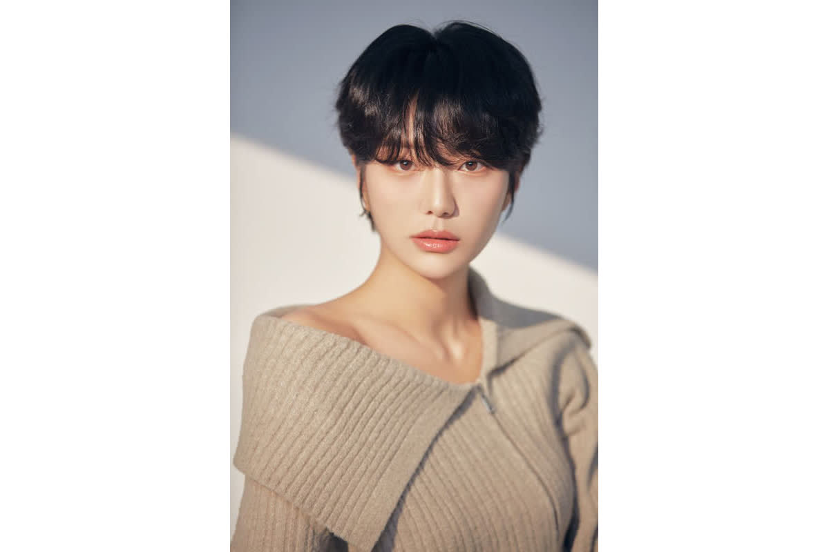 염승이, 첫 장편 주연작 ‘지하 아이돌’로 국제 영화제 대상 영예