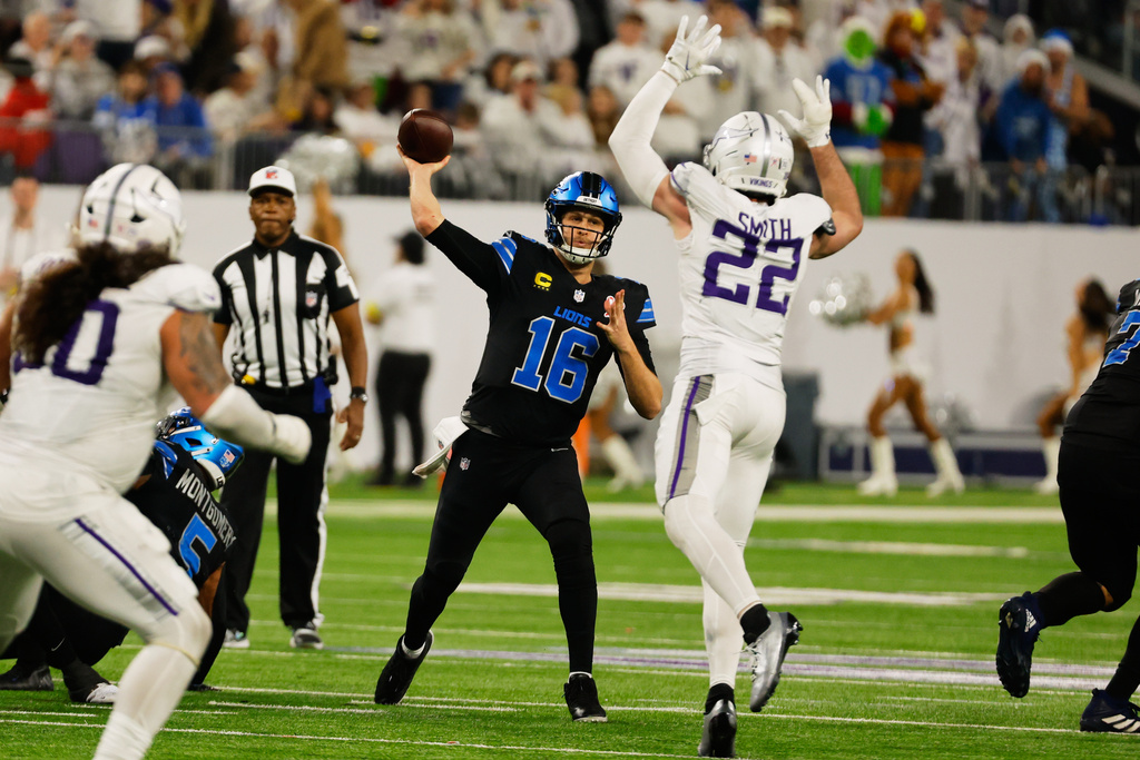 Vikings eliminate Lions with defense-dominating 23-10 victory, racking ...