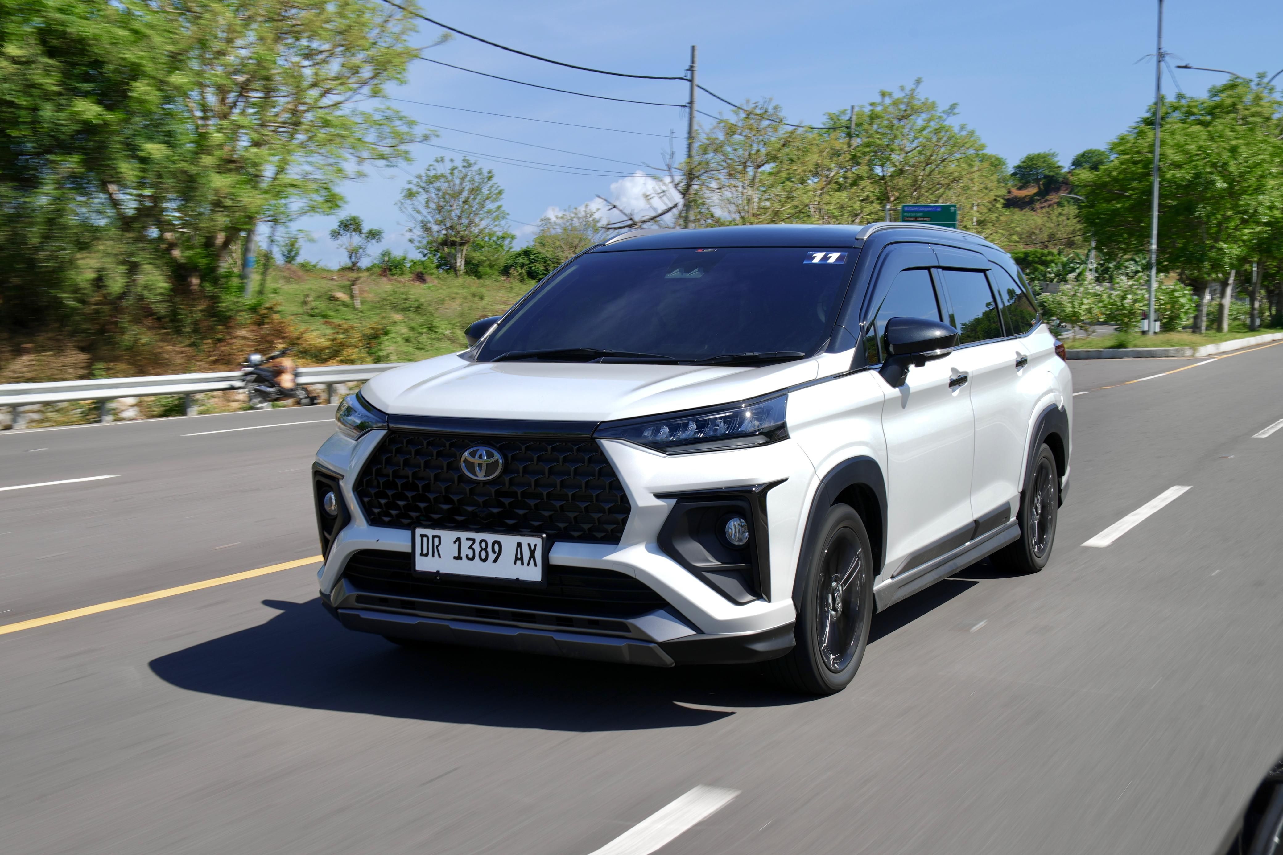 Veloz hybrid laris manis, penjualannya dua kali lipat varian konvensional