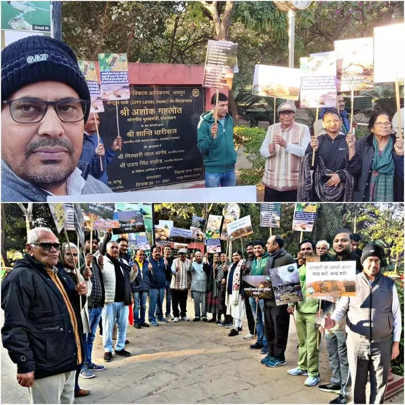 Silent protest with placards to save Aravallis