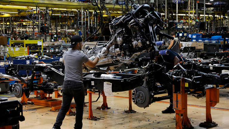 Ford shatters decade-old recall record with 152 safety alerts issued ...