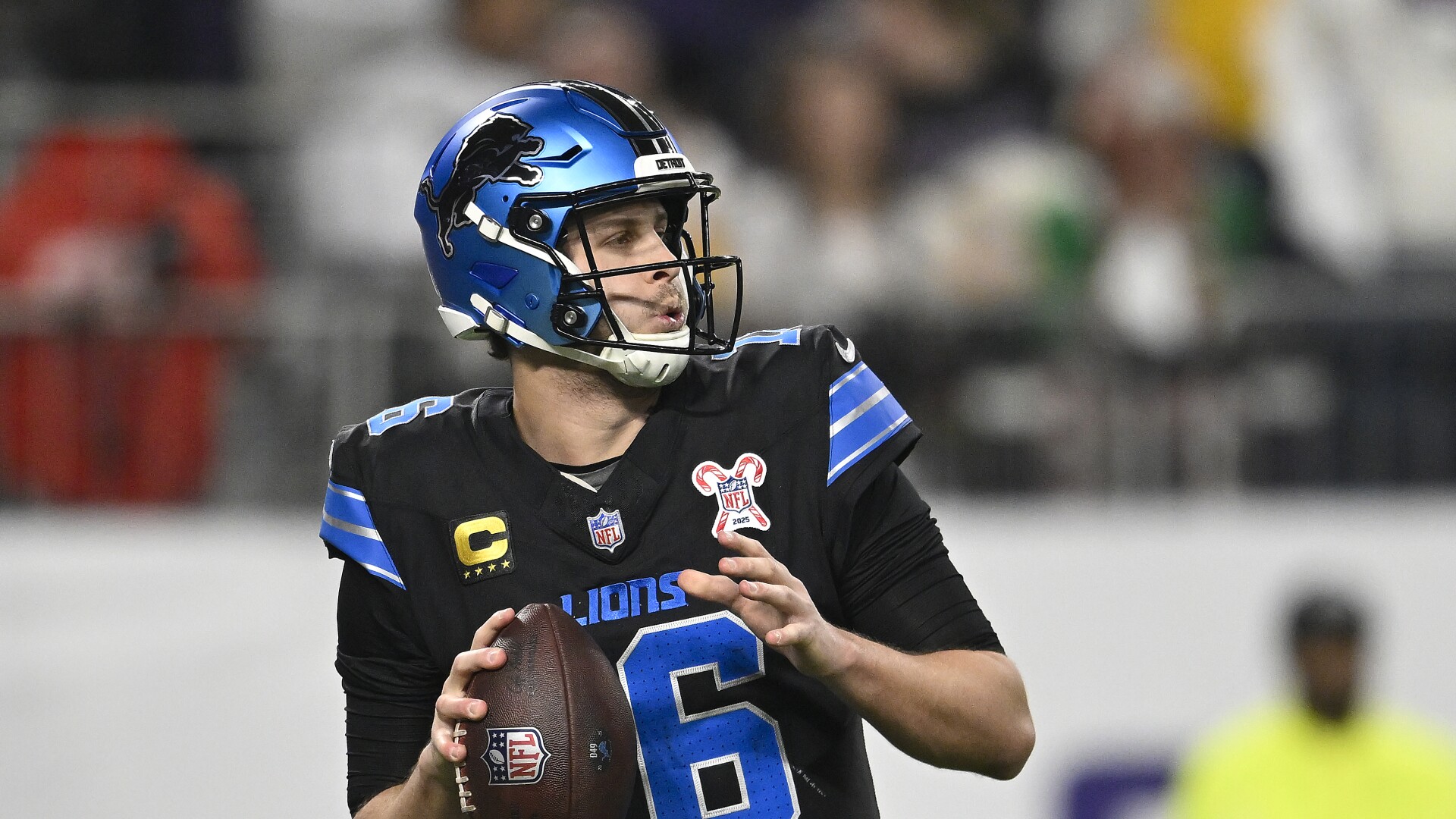 Vikings up 13-7 after back-to-back Jared Goff interceptions