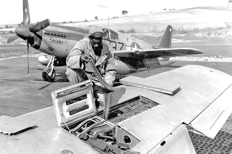 Top 10: Amazing Planes That Used the Brilliant Rolls-Royce Merlin Engine