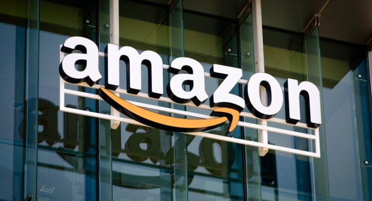 Heading into 2026, let's look at who owns Amazon stock (AMZN)