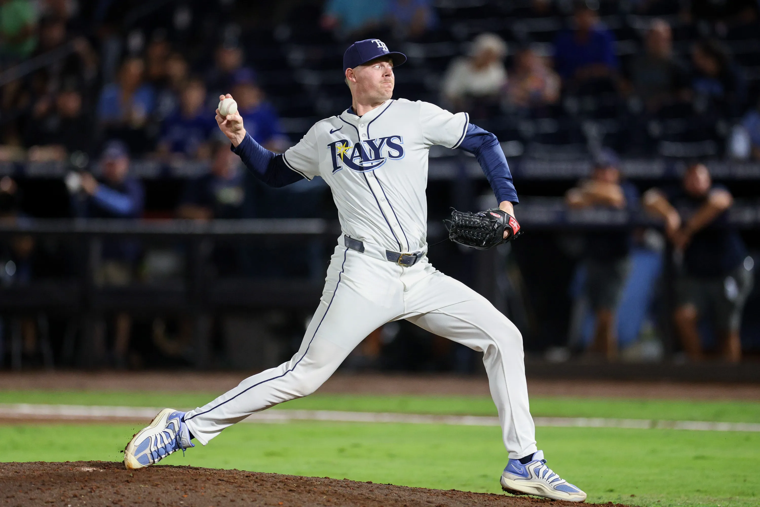 Marlins bolster bullpen with Pete Fairbanks signing