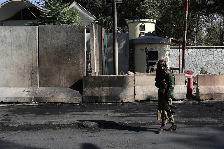 Russia scraps Taliban's "terrorist" label amid warming ties