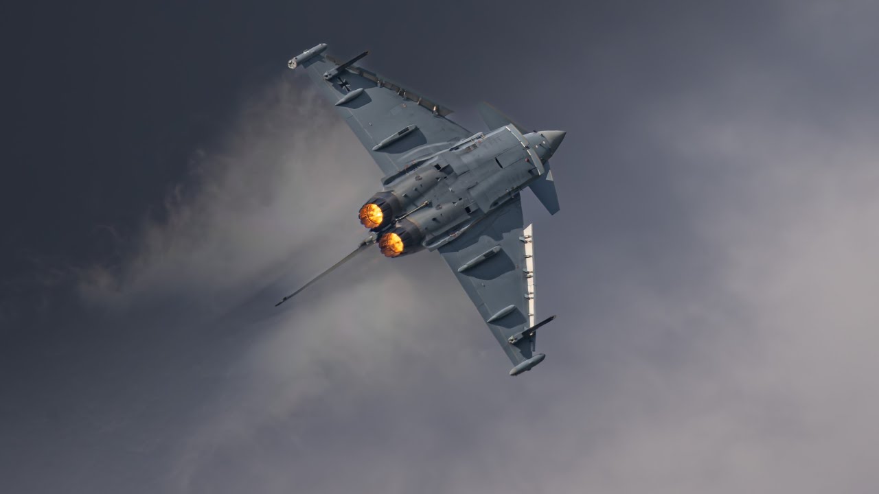 Eurofighter Typhoon incredible takeoff and two-ship formation