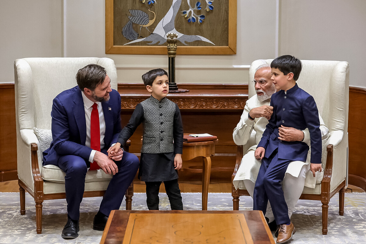 US vice president JD Vance and family have chummy meeting with Indian ...