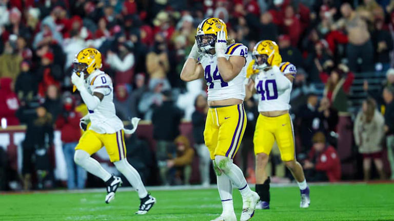 How to watch No. 21 Houston Cougars vs LSU Tigers in Texas Bowl
