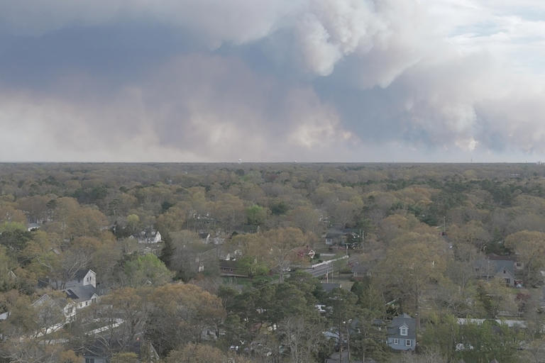 Jones Road wildfire: Thousands in New Jersey forced to evacuate raging ...