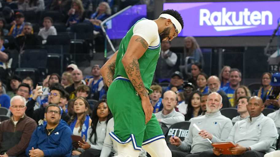 3 overreactions as Mavericks lose Anthony Davis to injury, fall to ...