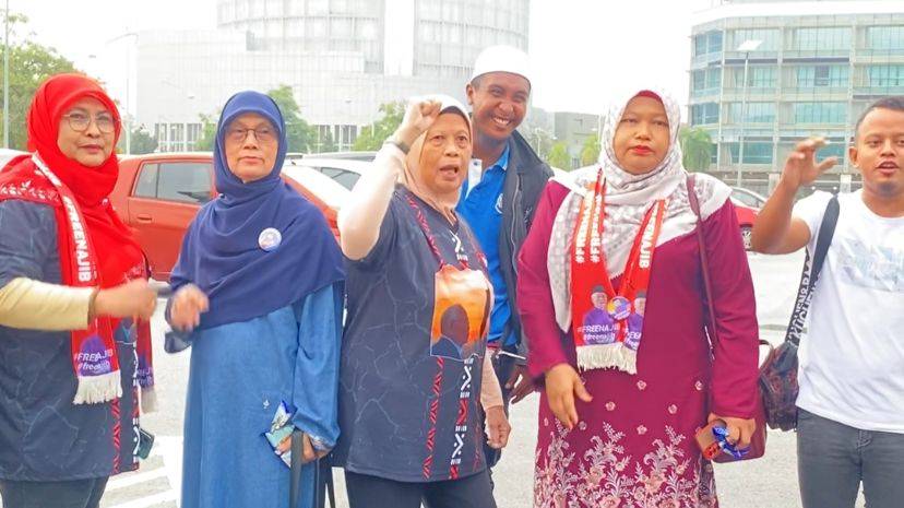 ‘We strongly hope Najib will be freed today’