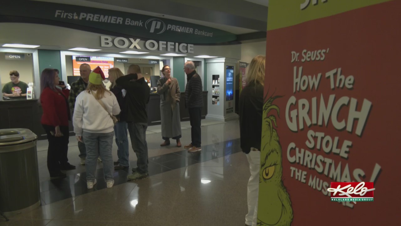 'The Grinch' takes the stage on Christmas Day