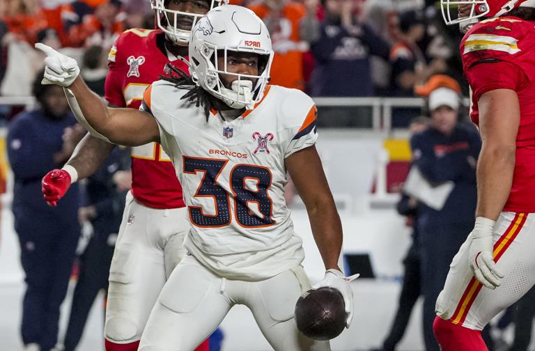 Broncos at Chiefs third quarter recap