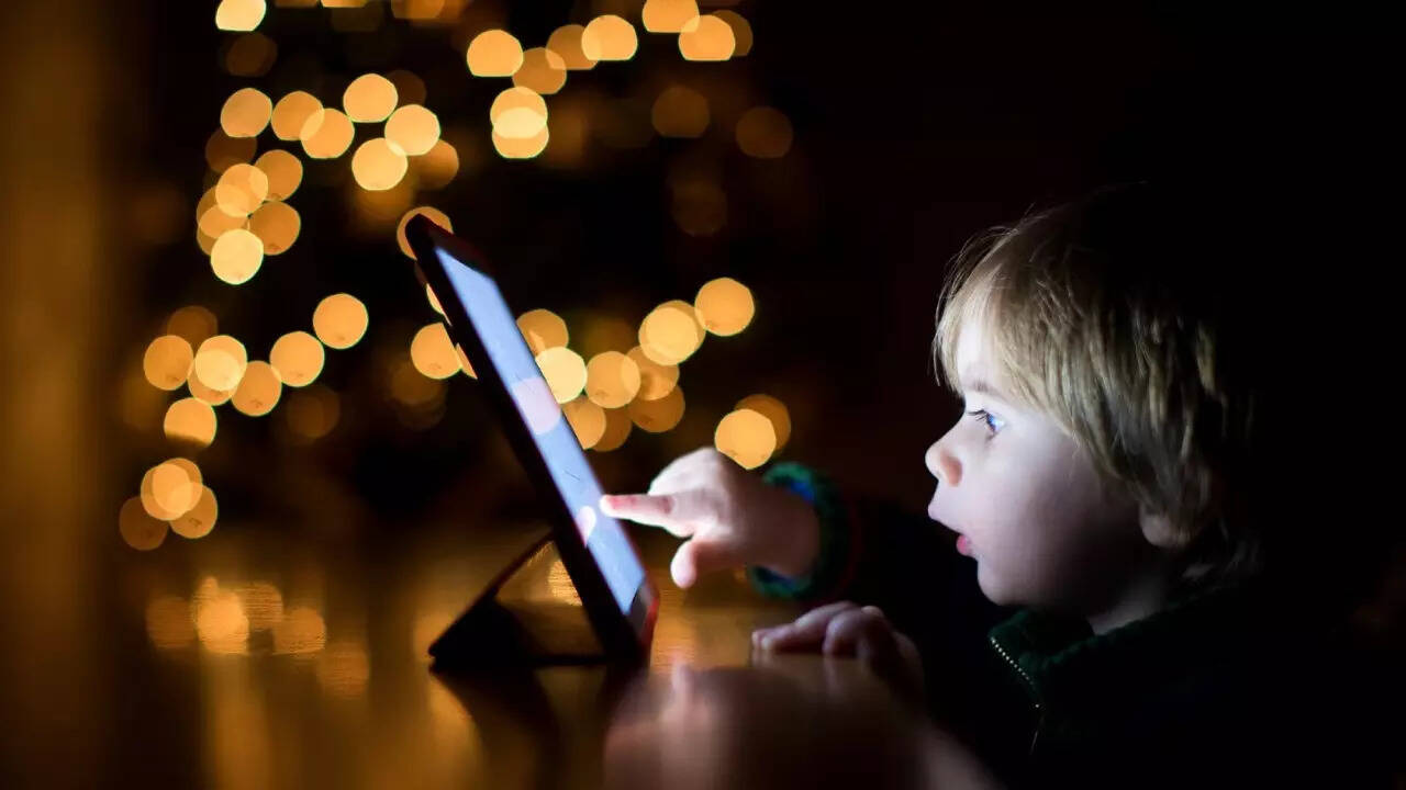 Kids and screens: What 2025 taught us about digital addiction