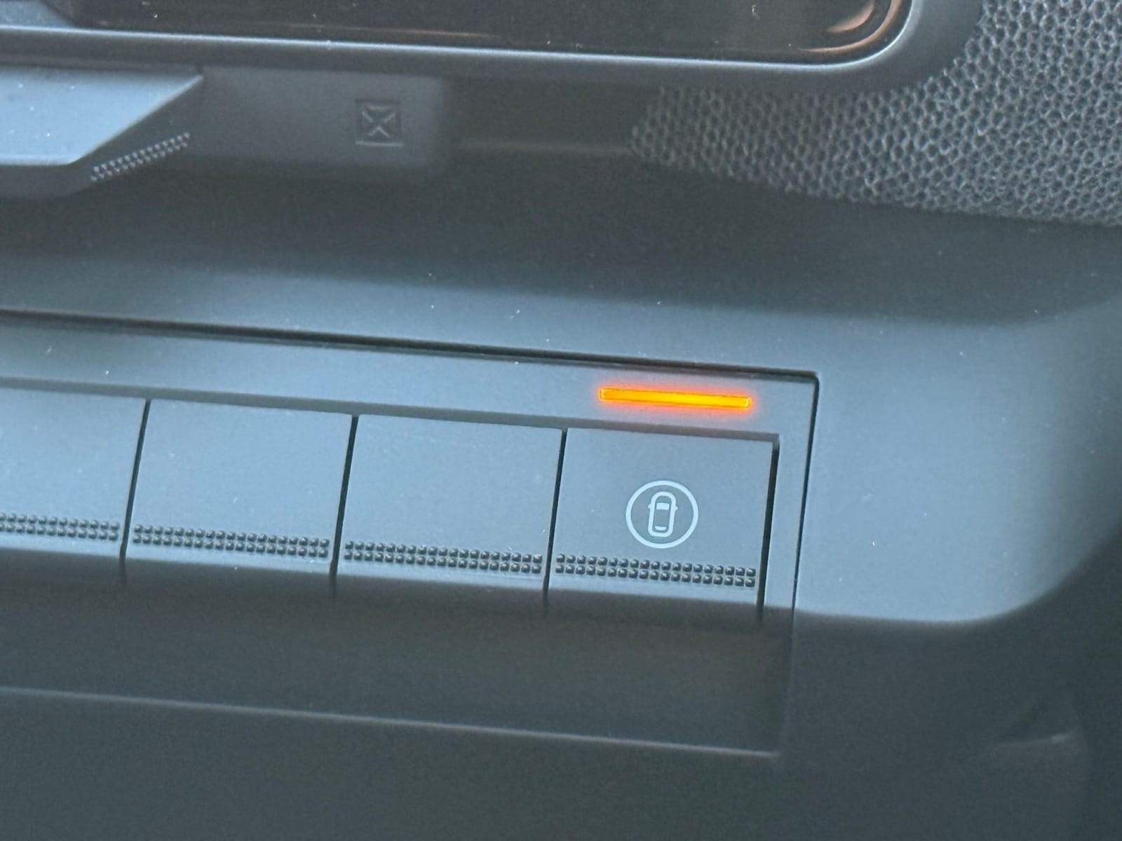 Modern car safety assistance systems: How do they make driving safer?