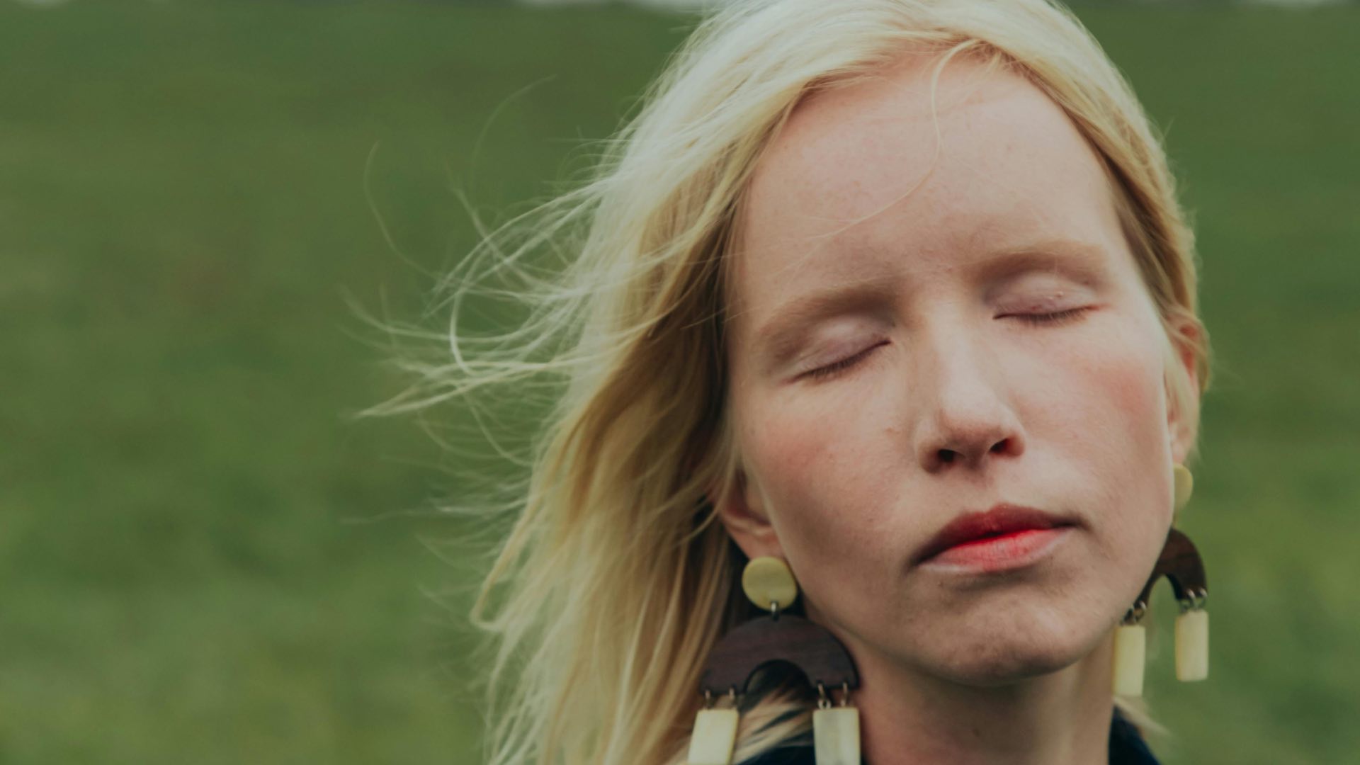 Scandinavisch blond: het kapsel dat je laat stralen, zelfs zonder zon